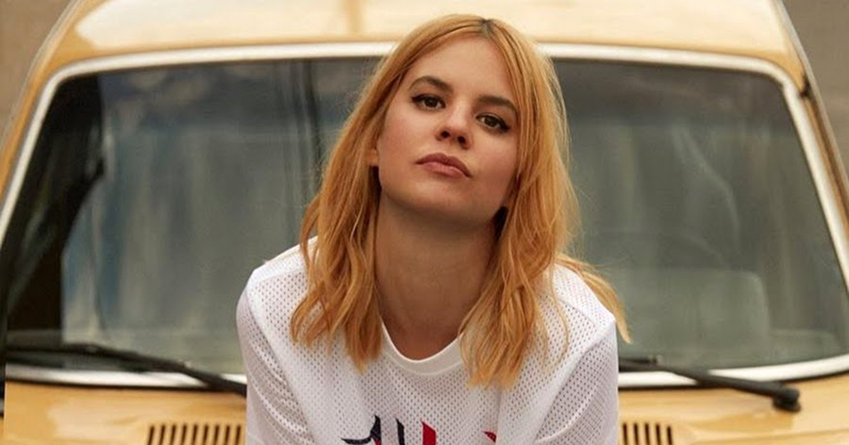 Eli Rose prolonge lete avec son Soleil