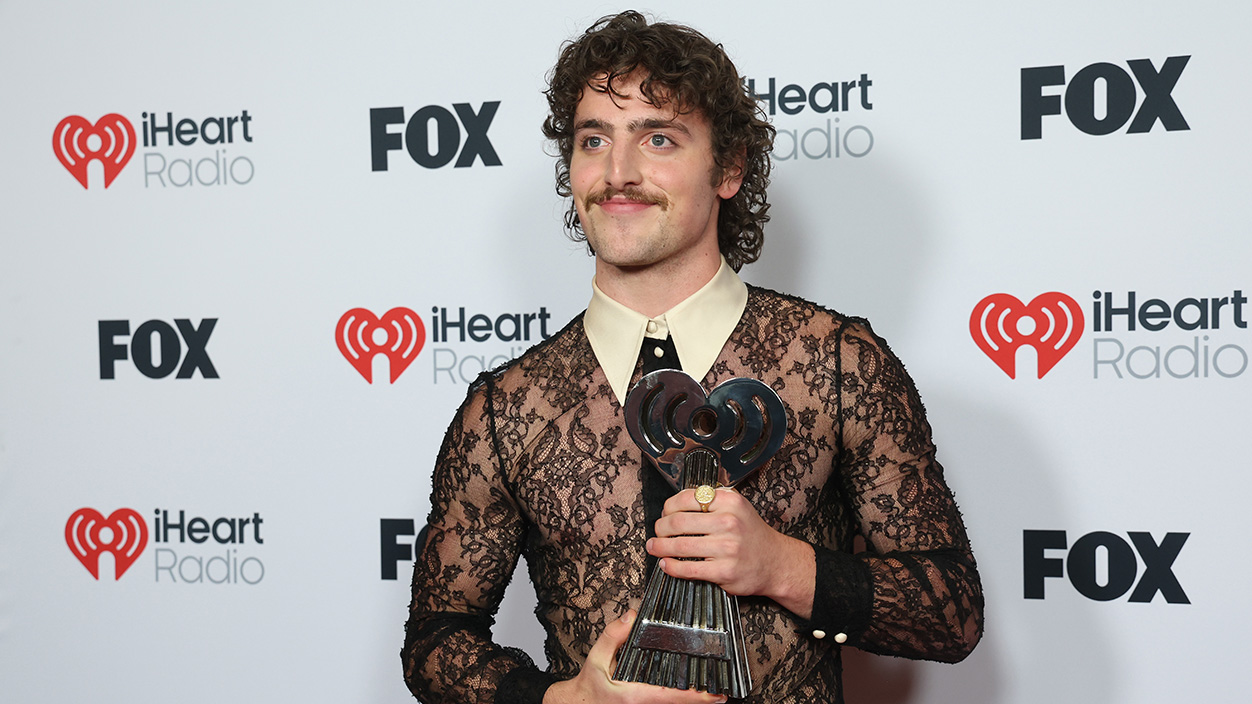 Benson Boone, Taylor Swift, Billie Eilish Big Winners At 2025 ...