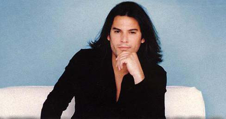 Les BB Singer Patrick Bourgeois Dies At 54