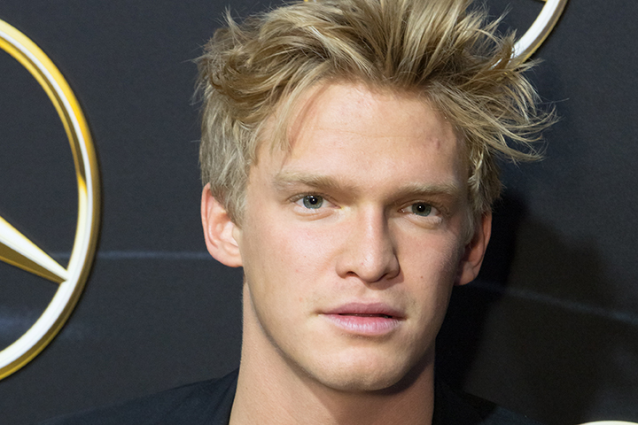 Cody Simpson Strips Down Ahead Of Underwater