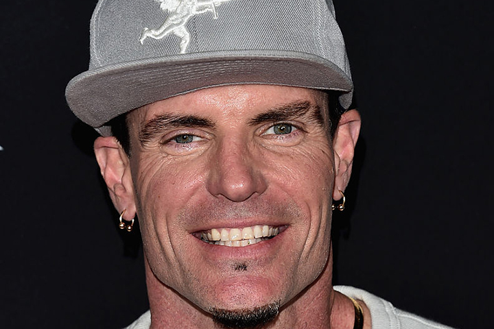 What Happened November 10th In Pop Music History