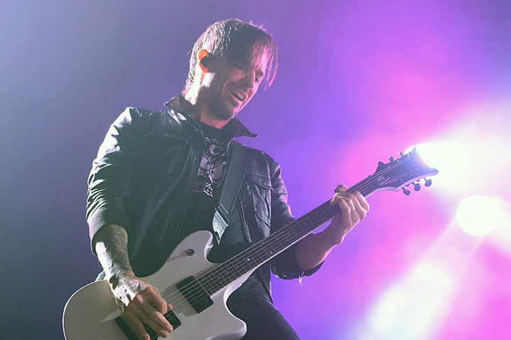 Injury Forces Jerry Horton Out Of Papa Roach Tour