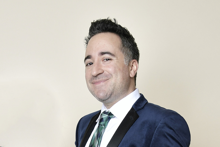 Cinnamon Toast Crunch Shrimp Guy Is Rapper Hot Karl