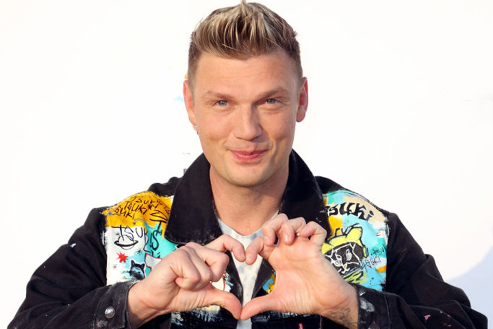 Nick Carter Shares Chords Coffee With Fans In Ottawa, Montreal