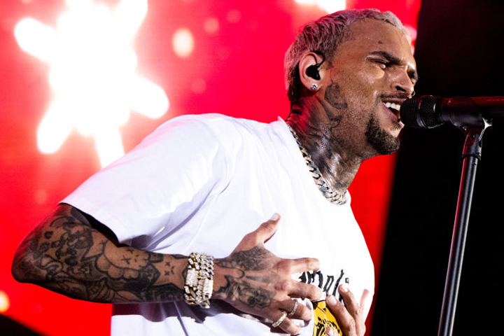 Chris Brown Disses Robert Glasper After Grammy Loss