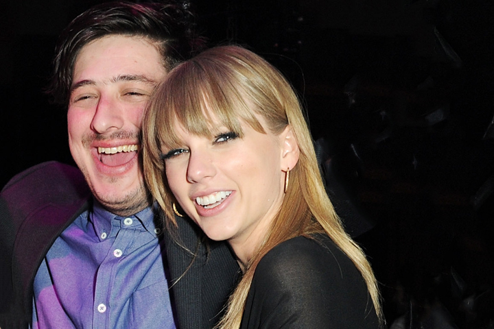 Taylor Swift Joined By Marcus Mumford At Vegas Show