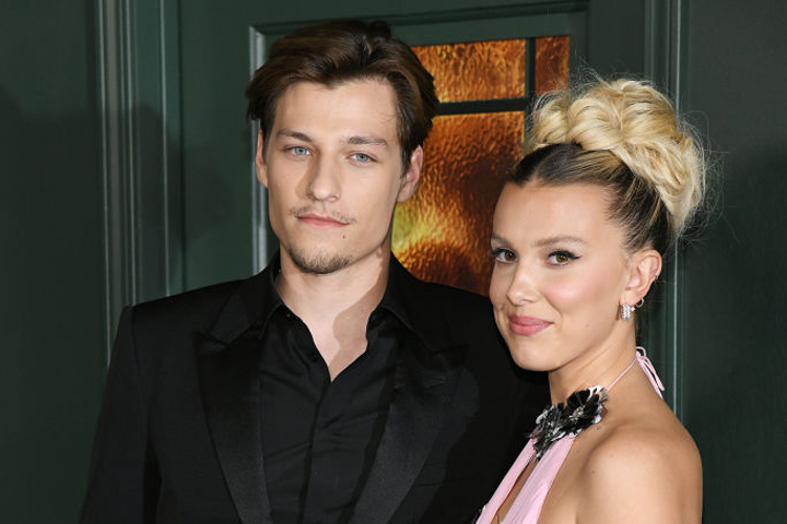 Jon Bon Jovis Son Jake Engaged To Millie Bobby Brown