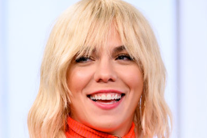 Kimberly Perry Signs Solo Record Deal